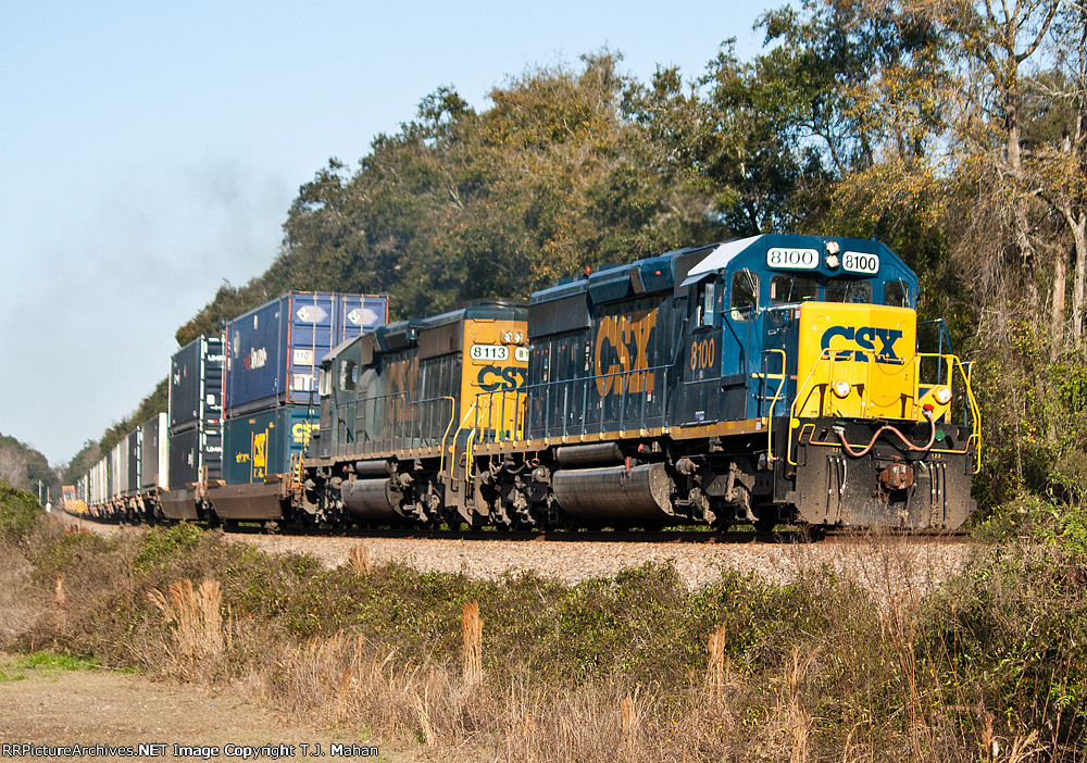 CSX 8100